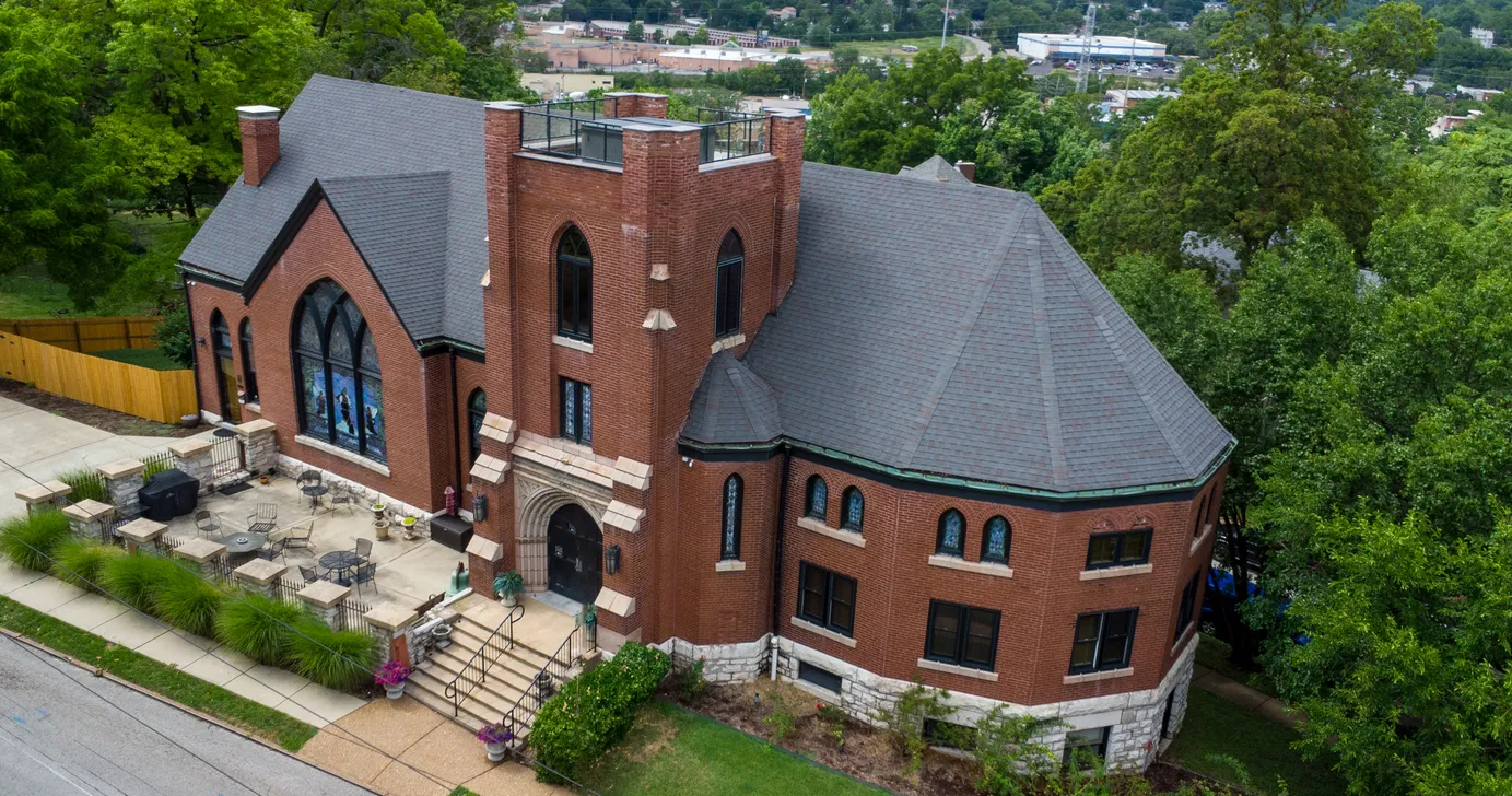 Boutique Inn St. Louis | Gothic Heights Inn